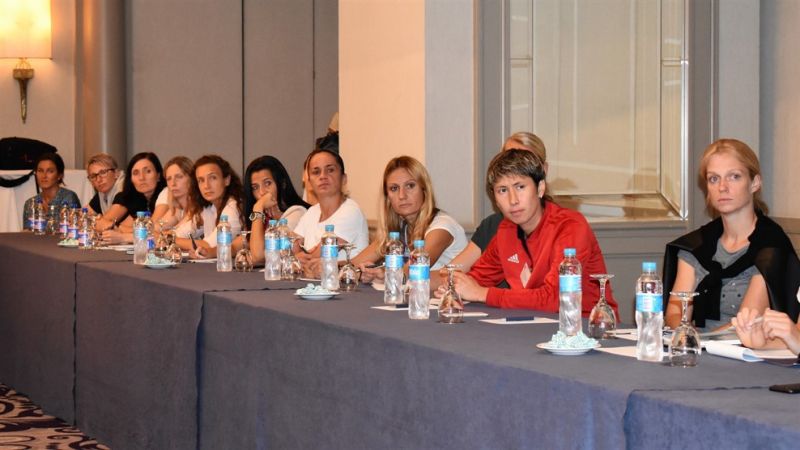 ΣΤΟ ΣΕΜΙΝΑΡΙΟ ΤΗΣ ΟΥΕΦΑ ΠΟΥ ΕΓΙΝΕ ΣΤΟ ΖΑΓΚΡΕΜΠ Η ΔΙΕΘΝΗΣ ΔΙΑΙΤΗΤΙΝΑ ...