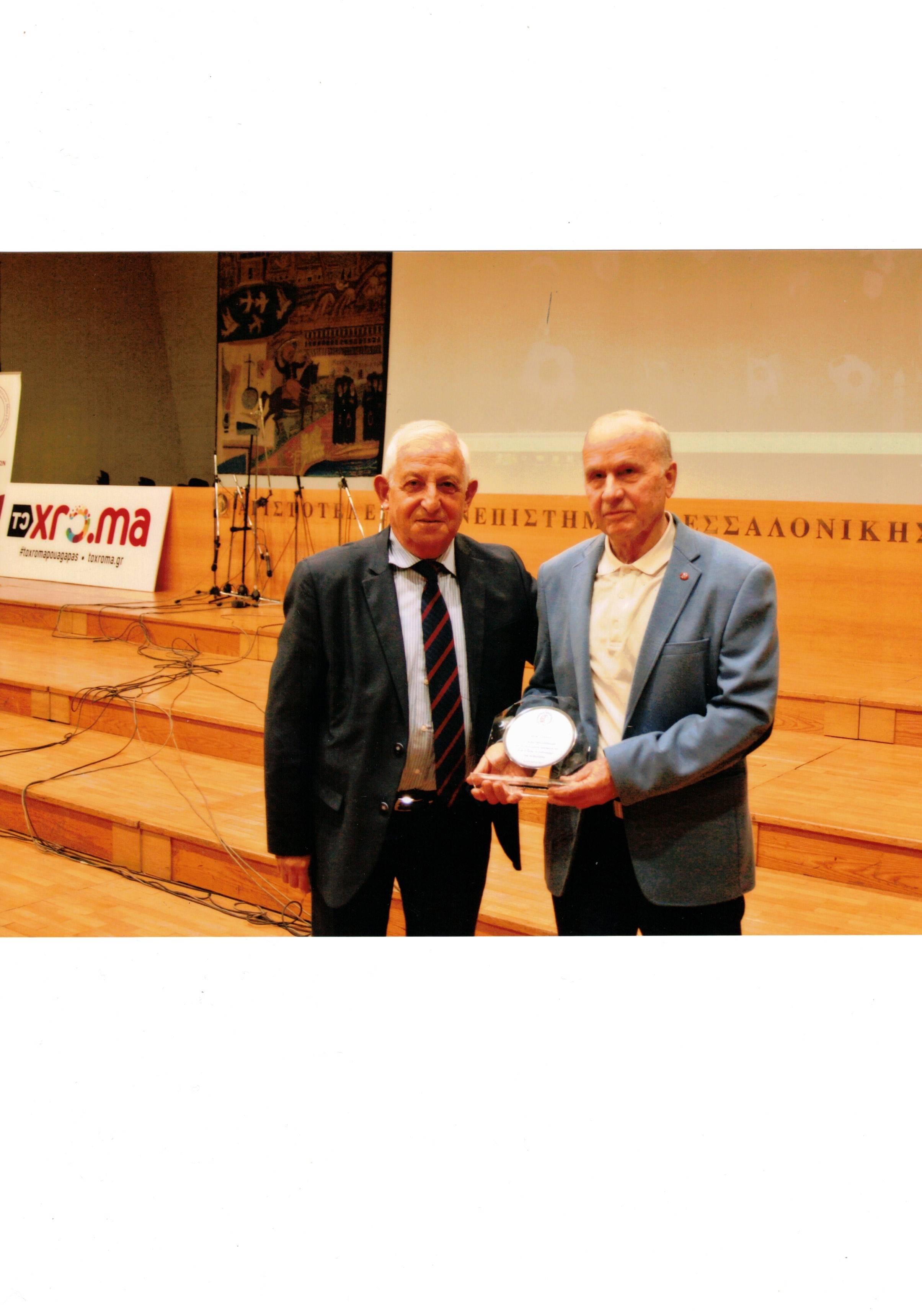 ENΑΣ ΠΑΡΑΓΟΝΤΑΣ ΟΛΚΗΣ Ο ΓΙΩΡΓΟΣ ΛΥΣΣΑΡΙΔΗΣ ΤΙΜΗΣΕ ΤΟΝ ΠΑΛΑΙΟ ΔΙΕΘΝΗ ...