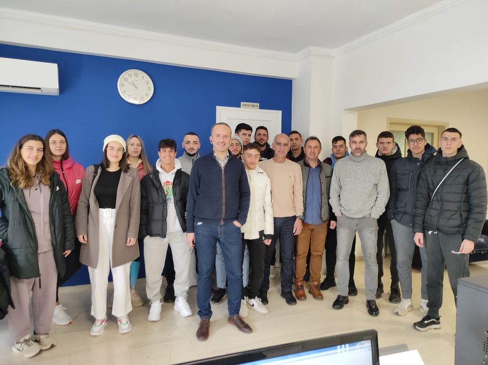 ΟΙ ΣΕΡΡΕΣ ΒΓΑΖΟΥΝ ΔΙΑΙΤΗΤΕΣ ΚΑΙ ΣΗΜΕΡΑ 15 ΠΕΡΑΣΑΝ ΜΕ ΕΠΙΤΥΧΙΑ ΤΙΣ ...