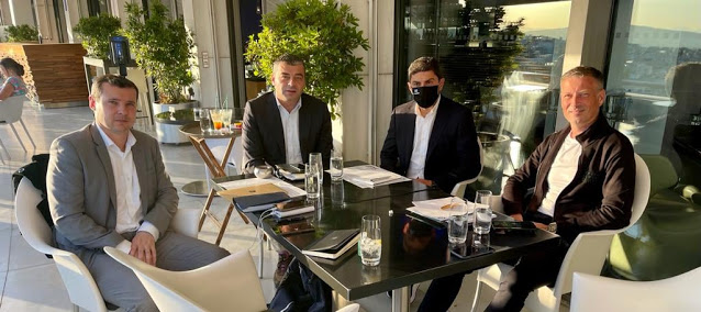 TI ΓΥΡΕΥΕ Ο ΜΑΡΚ ΣΤΗΝ ΣΥΝΑΝΤΗΣΗ ΤΩΝ ΑΠΕΣΤΑΛΜΕΝΩΝ ΤΗΣ ΦΙΦΑ ΜΕ ΤΟΝ ...