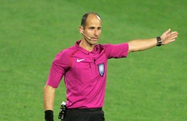 0 ΚΑΡΑΝΤΩΝΗΣ ΣΤΑΘΗΚΕ ΣΤΟ ΥΨΟΣ ΤΩΝ ΠΕΡΙΣΤΑΣΕΩΝ ΚΑΙ ΠΕΡΑΣΕ ΑΠΟ ΤΟ ΑΓΡΙΝΙΟ ...