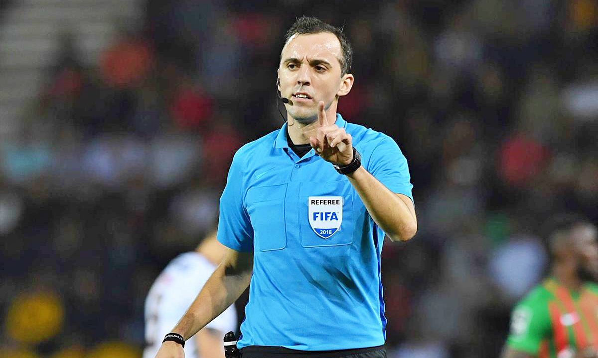 ΠΟΛΥΣ ΝΤΟΡΟΣ ΓΙΑ ΤΟ ΑΚΥΡΩΘΕΝ ΓΚΟΛ ΤΟΥ ΒΡΟΥΣΑΙ ΣΤΟ ΝΤΕΡΜΠΥ ΤΩΝ ΑΙΩΝΙΩΝ ...